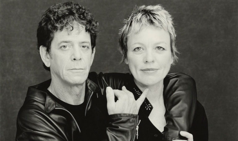 "I'll Be Your Mirror" : Un ejercicio de Laurie Anderson con IA - LAPOPLIFE